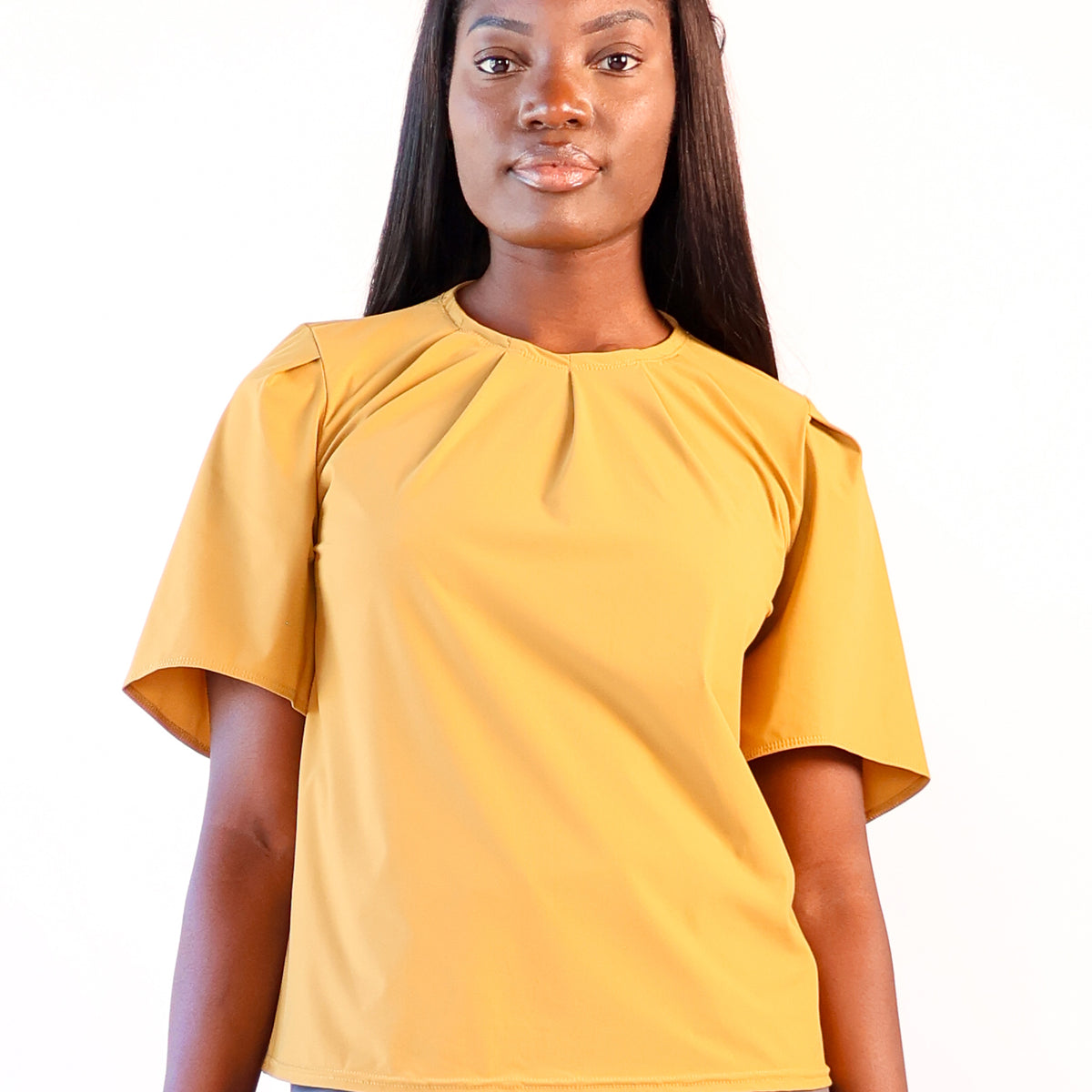 On-the-Go Travel Tee in Cairo Gold | Wear & Roam